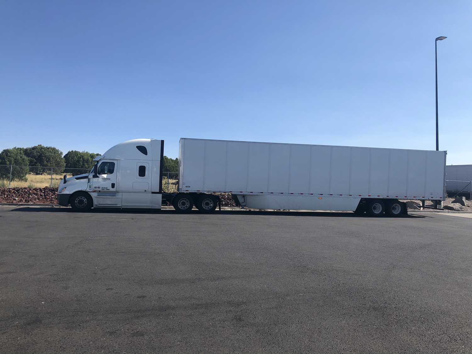 Showtime Trucking LLC